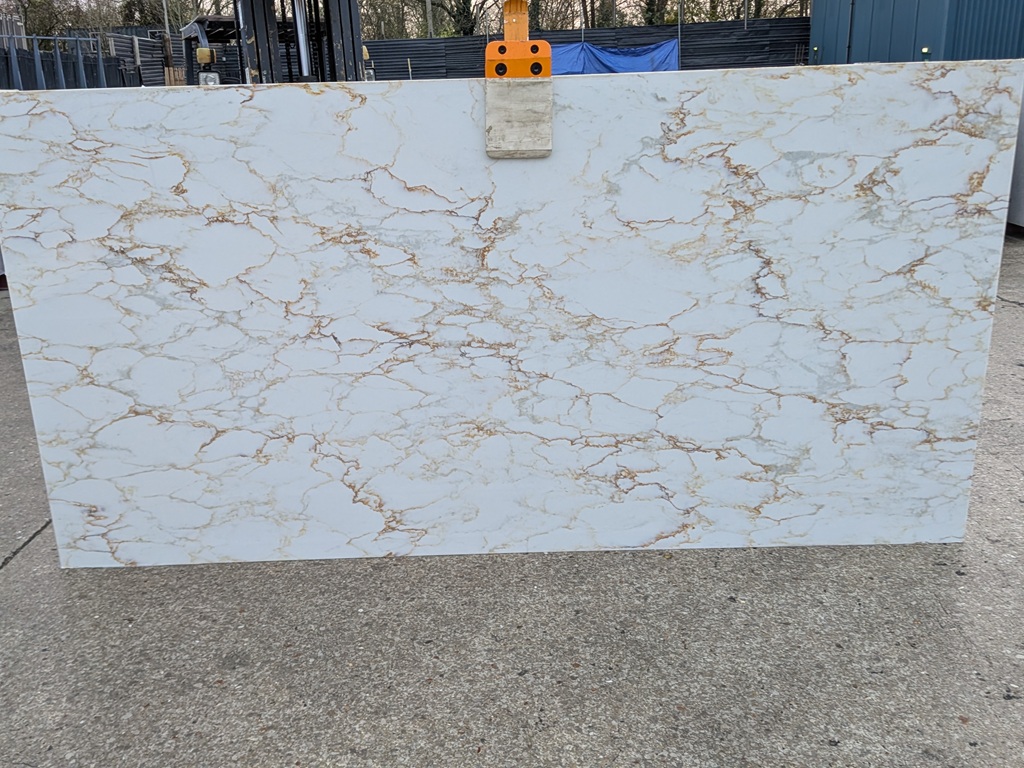 Arabescato Creama Quartz - Noble Stone